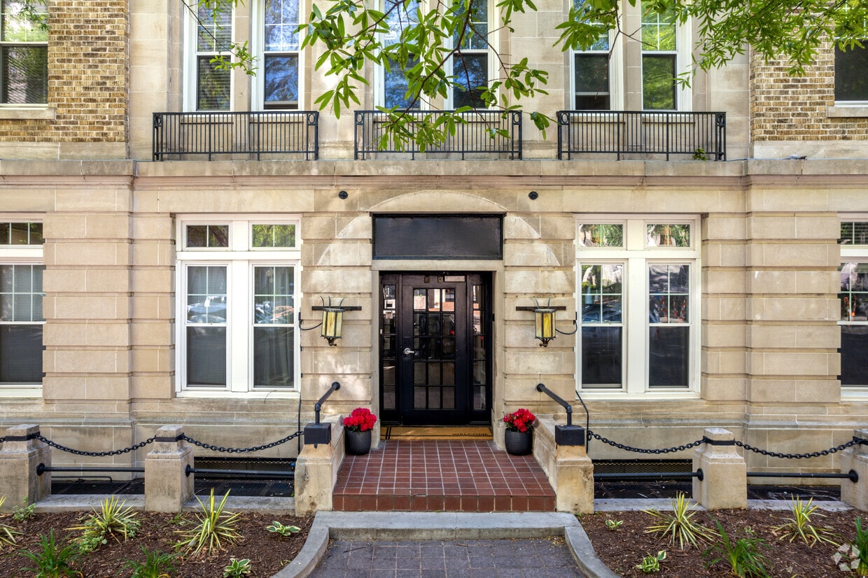 Elevate Tryon - 508 N Tryon St N Charlotte, NC 28202 | Apartments.com