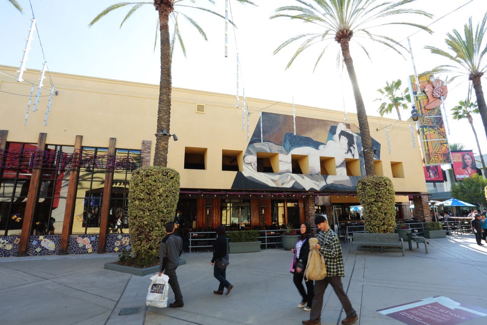 Is The Block a Good Place To Live in Orange CA? - Neighborhood Guide by ...