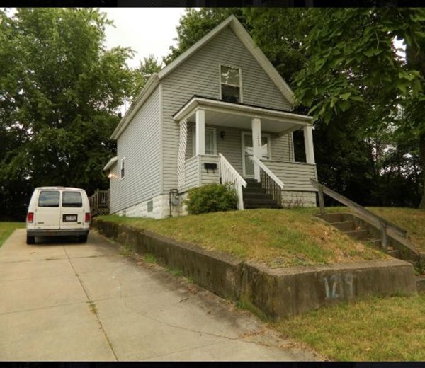 1219 Moore St, Akron, OH 44301 | Apartments.com