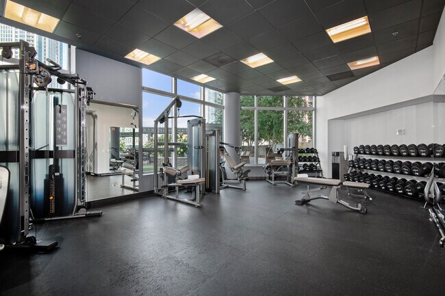 Left Bank - 300 N Canal St Chicago, IL - Apartments for Rent in Chicago ...