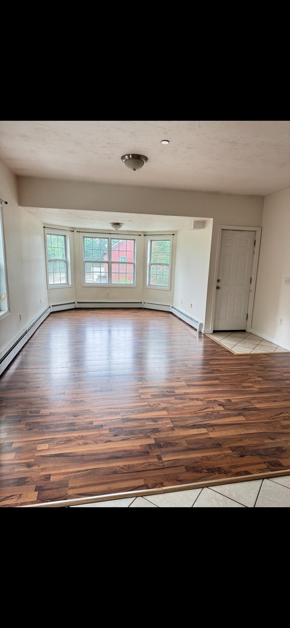 14 Brandon Rd Unit Top Floor - Front, Dudley, MA 01571 - 14 Brandon Rd ...