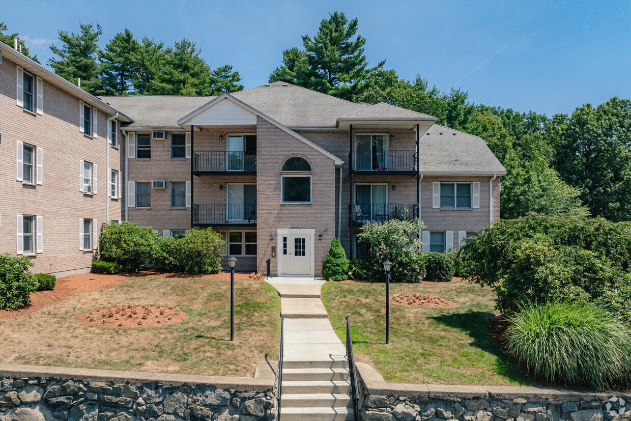 Canton Estates at Bailey - 16-20 Bailey Ct Canton, MA 02021 ...