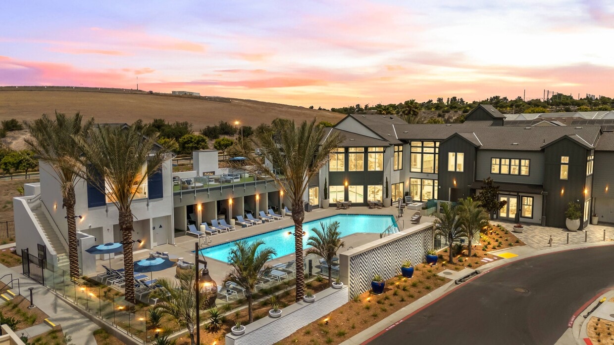 Stirling at Cota Vera Townhomes for Rent - Chula Vista, CA | Apartments.com