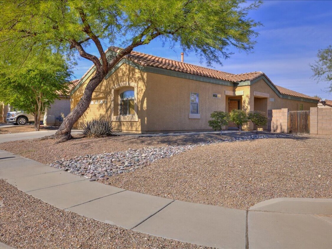 10587 E Carolina Willow Ln, Tucson, AZ 85747 - House Rental in Tucson ...