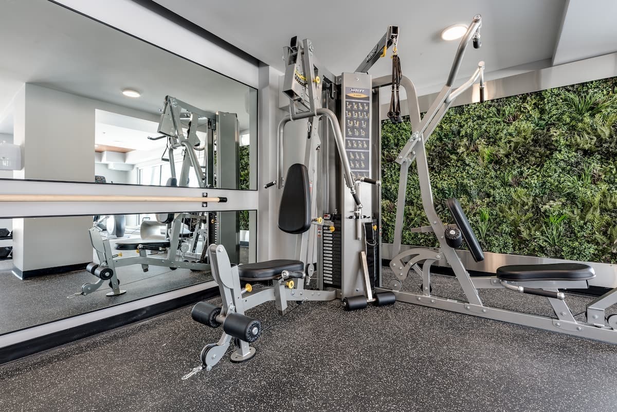 Eagle Pointe Apartments - 800 Eagleson Rd Kanata, ON | Apartments.com