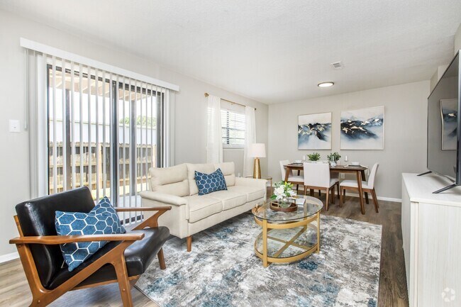 Downtown Decatur Apartments for Rent with a Walk-In Closet - Decatur ...