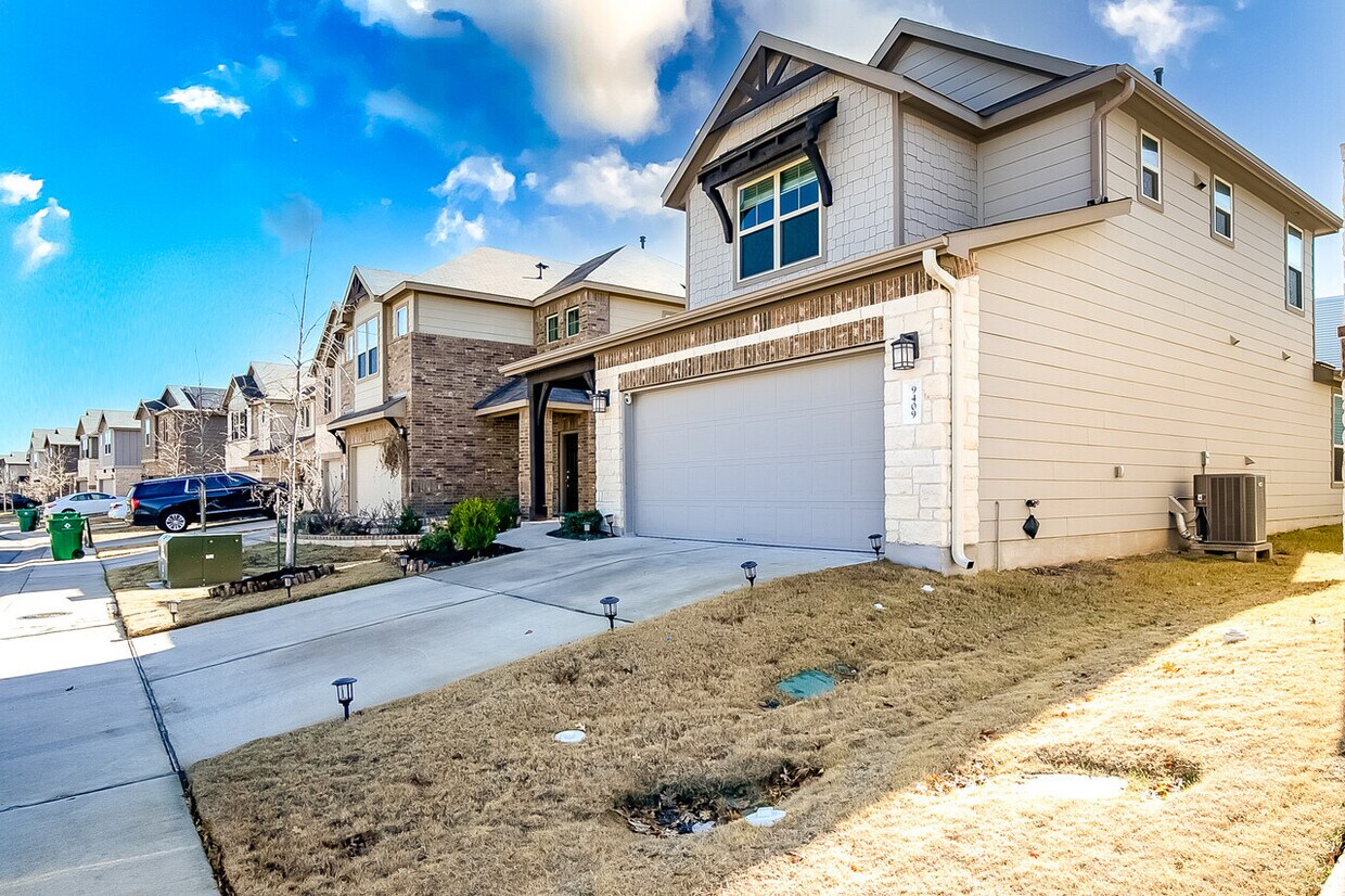 9409 Gynerium Dr, Austin, TX 78717 - House Rental in Austin, TX ...