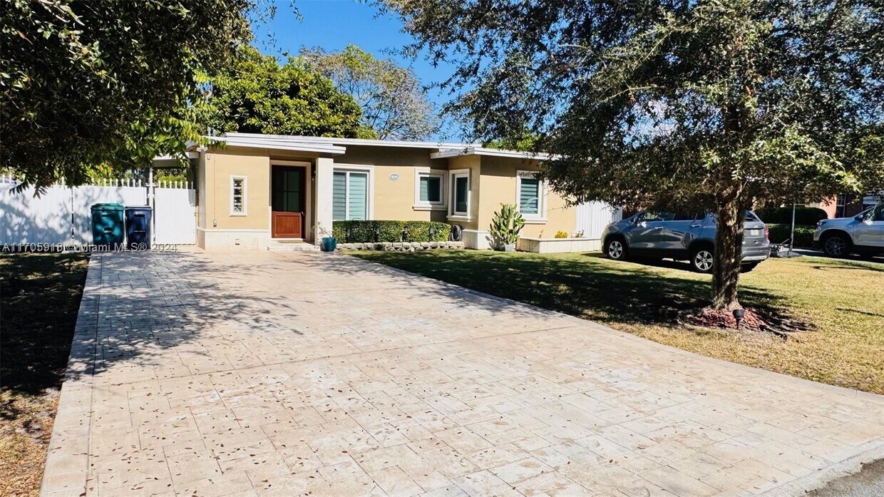 6441 SW 44th St, Miami, FL 33155 - House Rental in Miami, FL ...