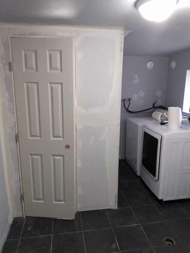 46549 Yale Rd, Chilliwack, BC V2P 2R6 Apartments - 46549 Yale Rd ...