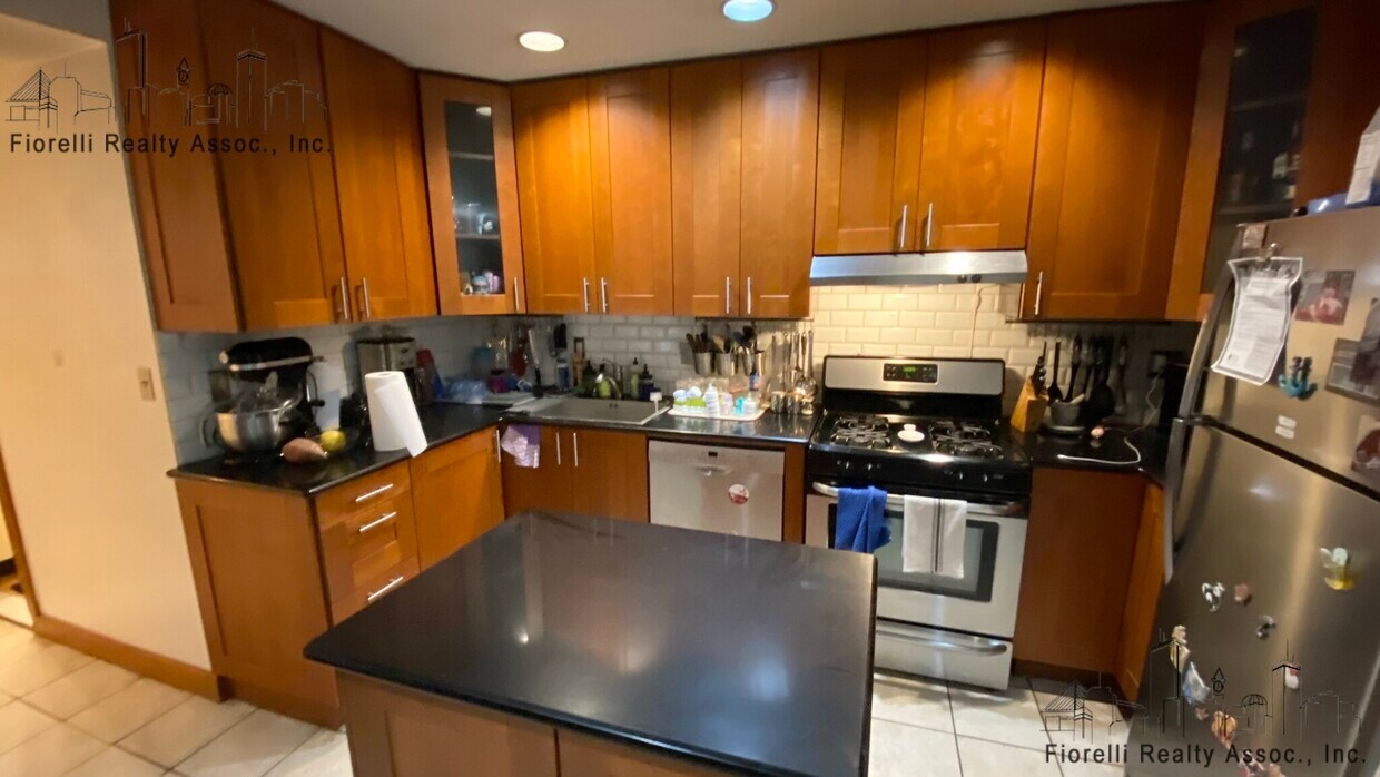 148 Salem St Unit 4, Boston, MA 02113 - 148 Salem St Boston, MA 02113 ...