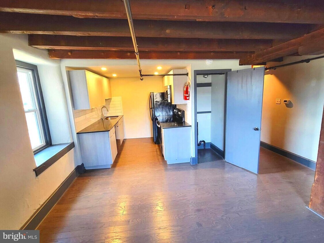 170 South St Unit 201, Pottstown, PA 19464 - Room for Rent in Pottstown ...