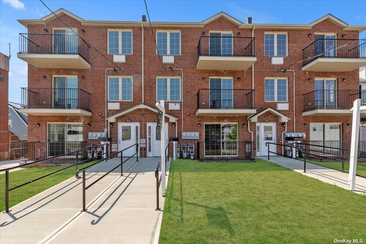 19624 91st Ave Unit 2nd Fl, Queens, NY 11423 - Room for Rent in Queens ...