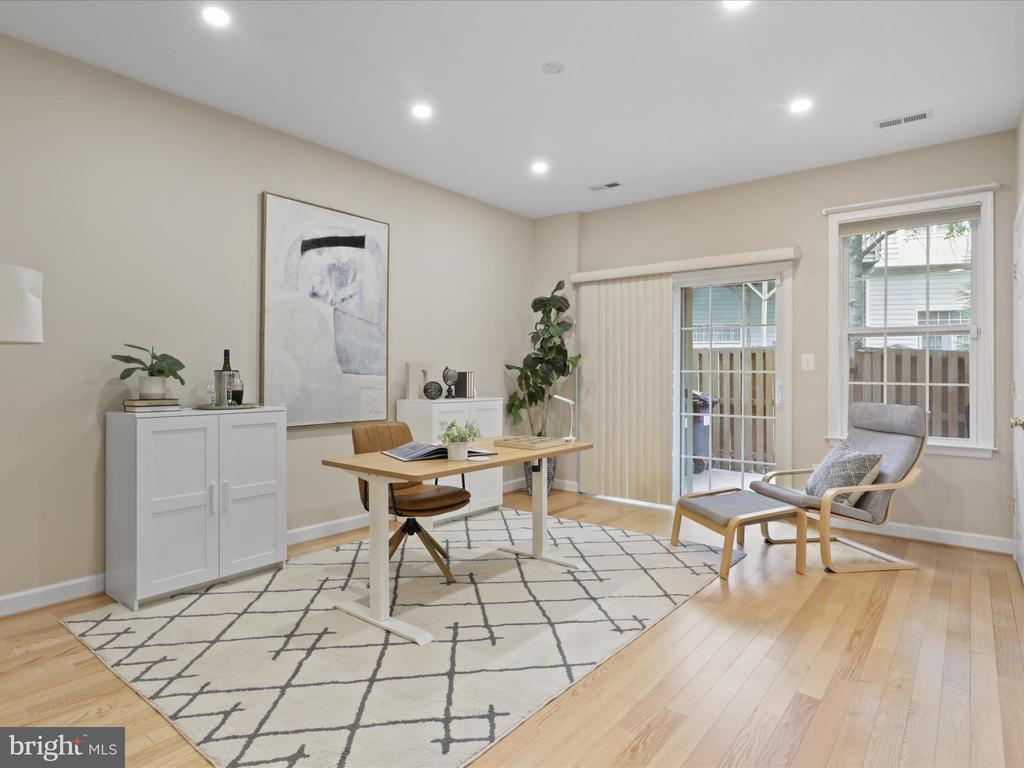 4151 Timber Log Way, Fairfax, VA 22030 - Townhome Rentals in Fairfax VA ...