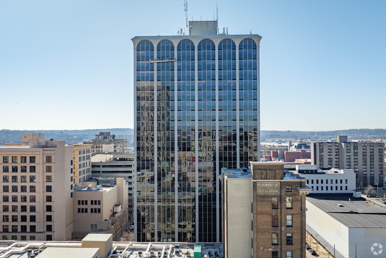 The Deneau - Dayton, OH, 45402 | Apartments.com