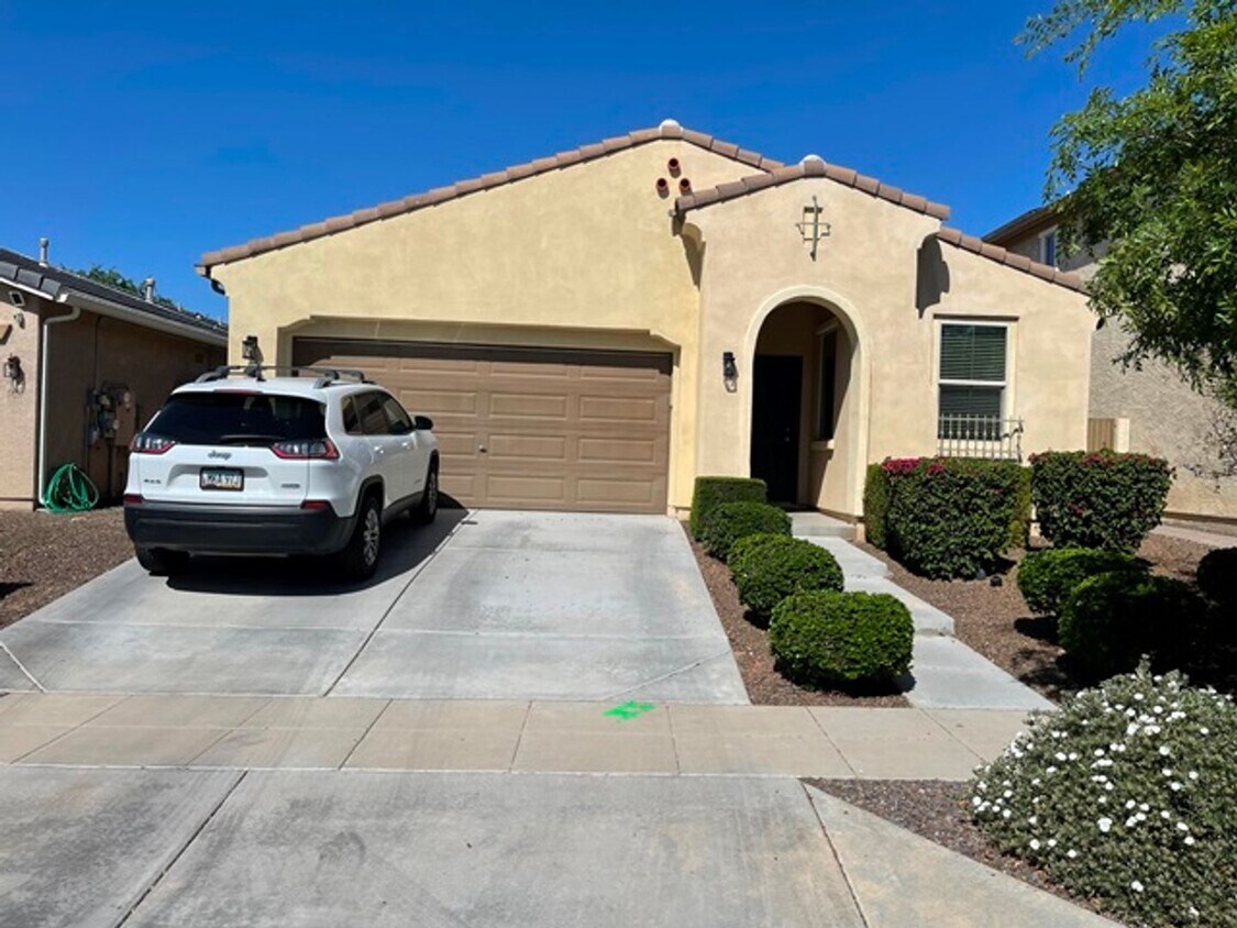 13704 N 149th Dr, Surprise, AZ 85379 - House Rental in Surprise, AZ ...