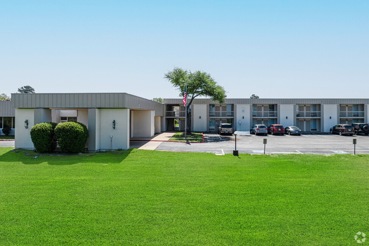 Athens Reserve - 2050 State Highway 31 Athens, TX 75751 | Apartments.com