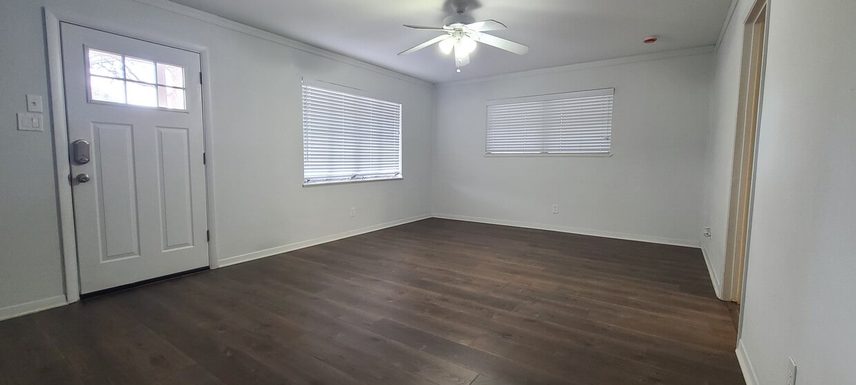 7711 Lazy Ln, Austin, TX 78757 - House Rental in Austin, TX ...