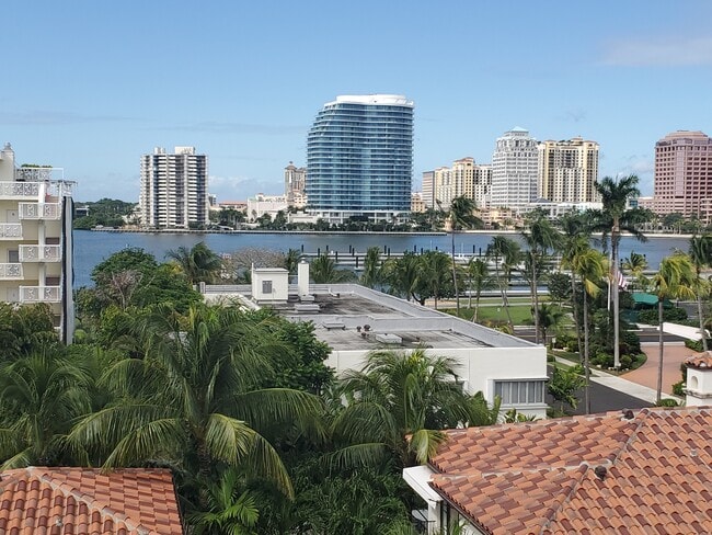 Casa Del Lago Loft Apartments for Rent - Palm Beach, FL - Updated Today ...