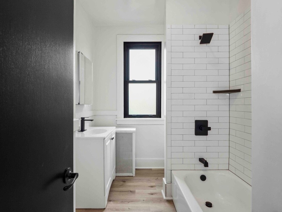 37 Holland Ave Unit 3, Braddock, PA 15104 - Room for Rent in Braddock ...