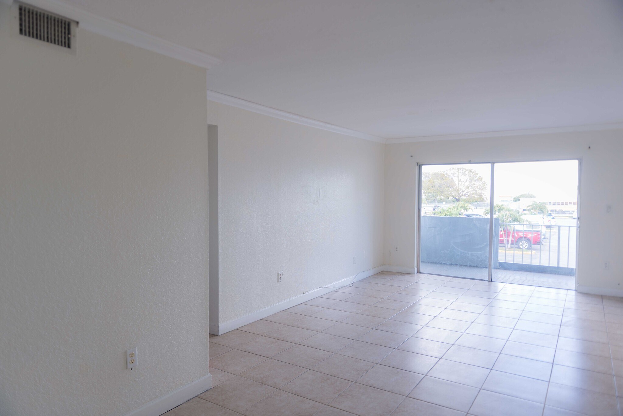 18308 Nw 68th Ave Unidad 2, Hialeah, FL 33015 - Condominio de renta en ...