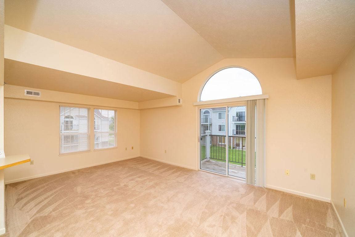 Gull Prairie/Gull Run Apartments and Townhomes - 4495 Gull Run Dr ...
