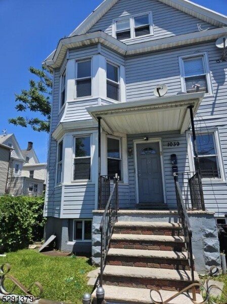 1039 Emma St Unit 2, Elizabeth, NJ 07201 - Room for Rent in Elizabeth ...