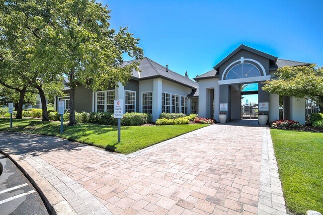 Rosemeade at Olympus Pointe - 1451 Rocky Ridge Dr Roseville, CA ...