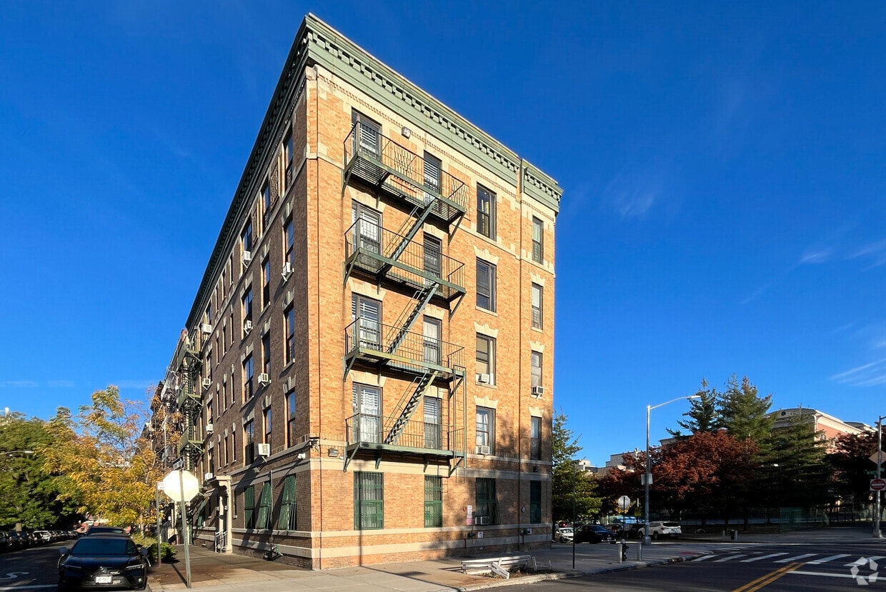 444 W 167th St, New York, NY 10032 - 444 W 167th St New York, NY 10032 ...