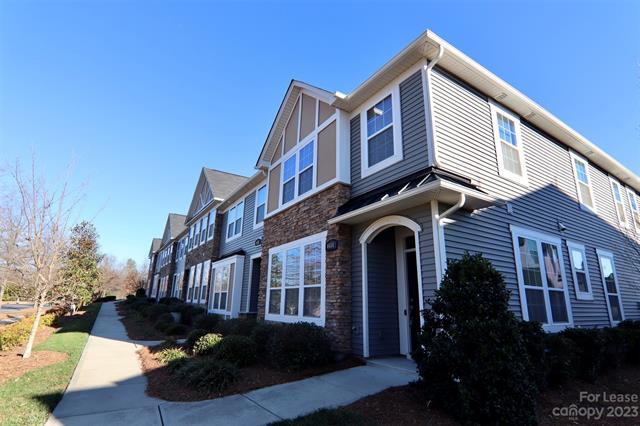6634 Berewick Commons Pkwy, Charlotte, NC 28278 - Townhome Rentals in ...