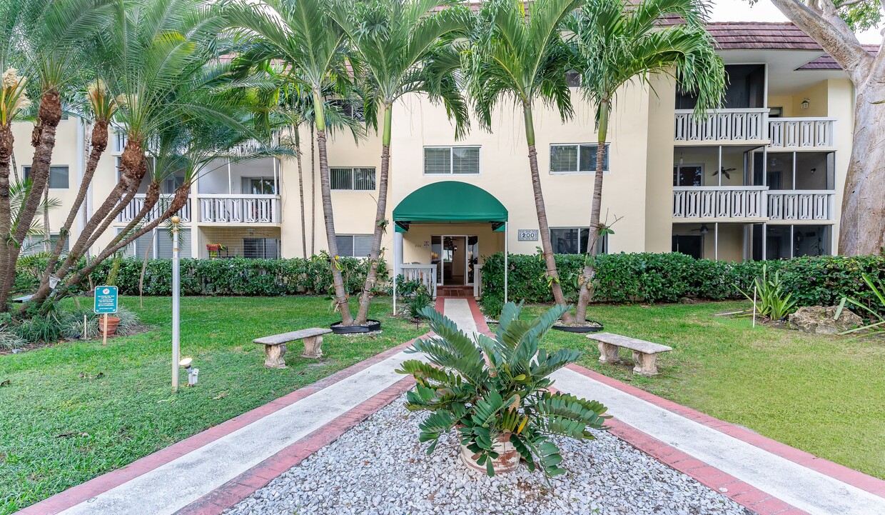 200 Galen Dr, Key Biscayne, FL 33149 - Condo for Rent in Key Biscayne ...