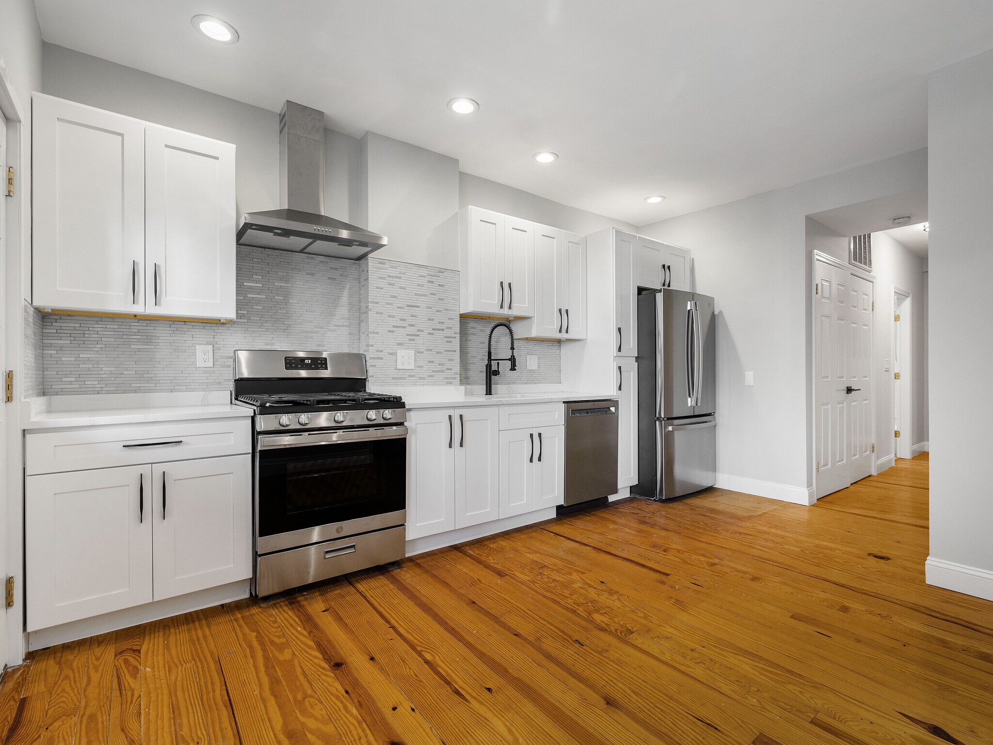 104 Woodstock St Unit #3, Somerville, MA 02144 - 104 Woodstock St ...