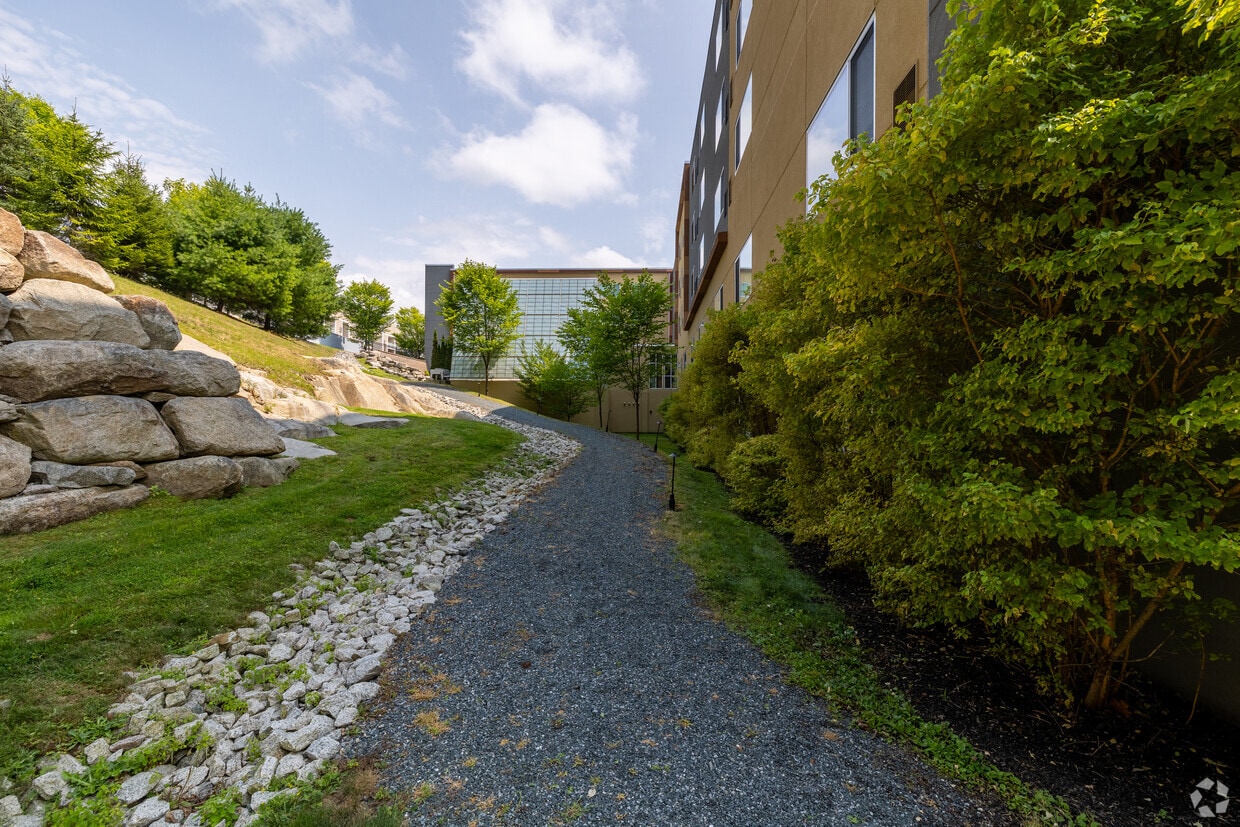 Hanover Place Residences - 25 Foothill St Lebanon, NH 03766 ...