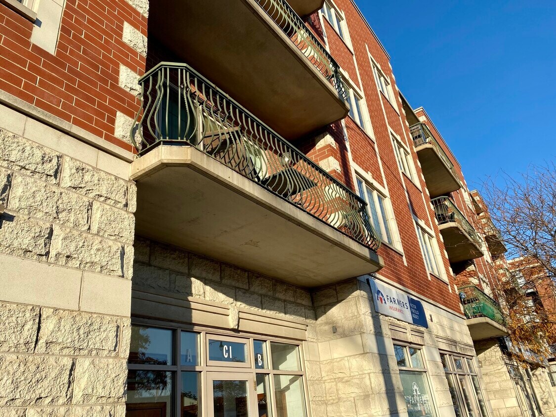 2900 W Irving Park Rd Chicago, IL 60618 - Alquileres en Chicago, IL | Apartamentos.com