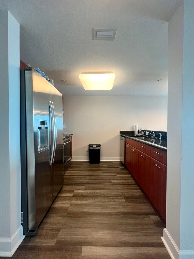 300 S Duval St Unit 1602, Tallahassee, FL 32301 - Condo for Rent in ...