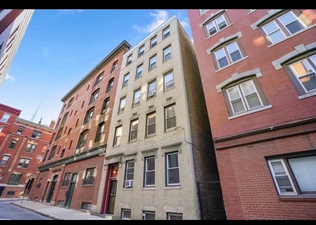 10 Henchman St Unit 3R, Boston, MA 02113 - Condo for Rent in Boston, MA ...