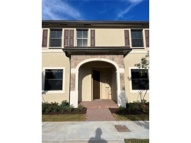 11457 W 34th Ct, Hialeah, FL 33018 - Townhome Rentals in Hialeah FL ...