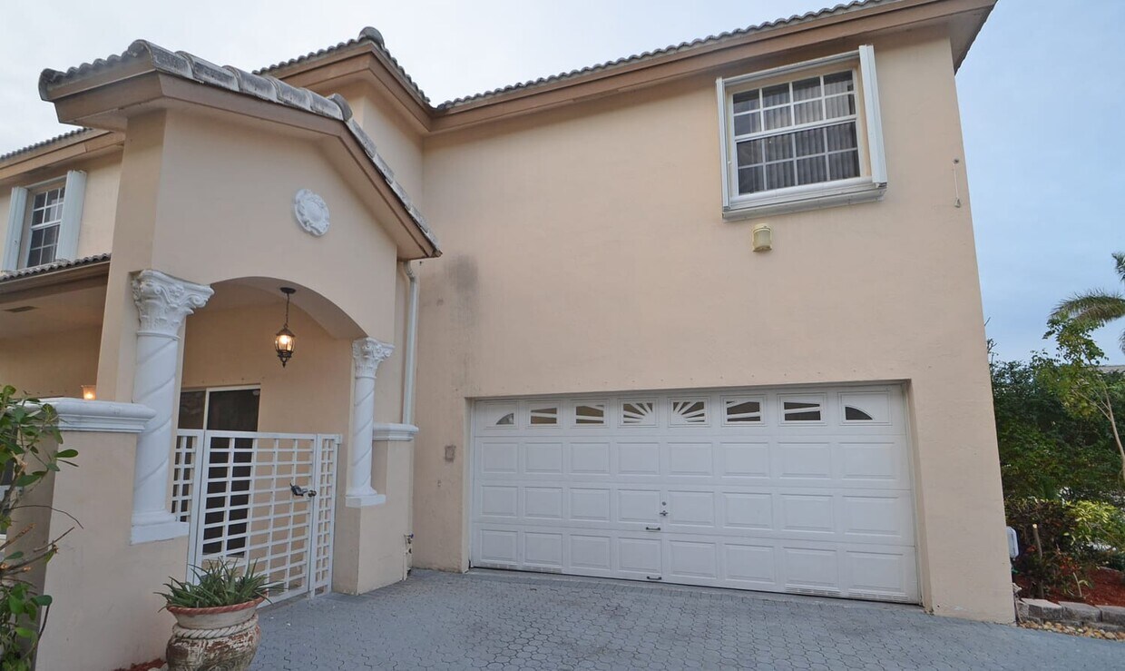 9280 SW 154th Ct, Miami, FL 33187 | Apartments.com