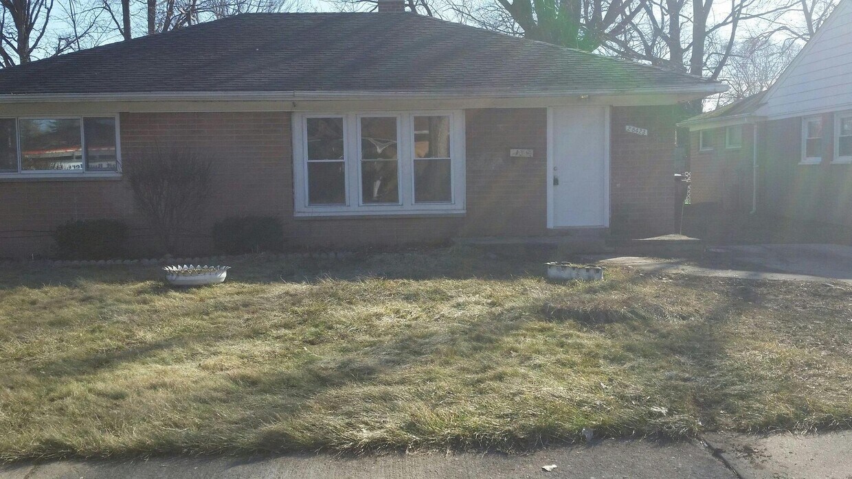 28423 Hazelwood St, Inkster, MI 48141 - House Rental in Inkster, MI ...