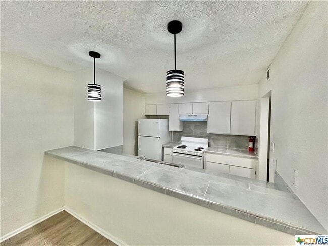 1905 N Ben Wilson St Unit 15, Victoria, TX 77901 - Condo for Rent in ...