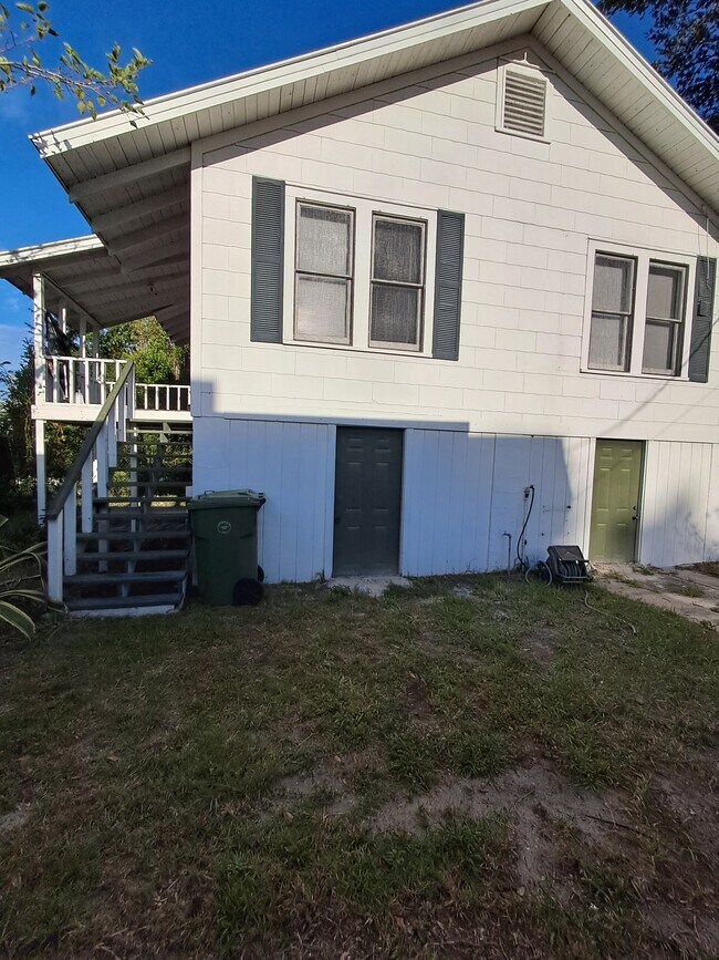 Gated Apartments for Rent in Bostwick FL