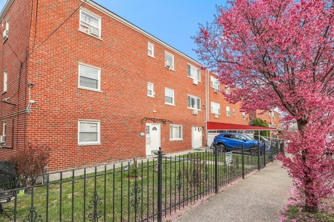 3016 Bruner Ave, The Bronx, NY 10469 - Room for Rent in The Bronx, NY ...