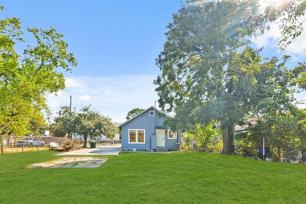 1037 E Crosstimbers St, Houston, TX 77022 - House Rental in Houston, TX ...