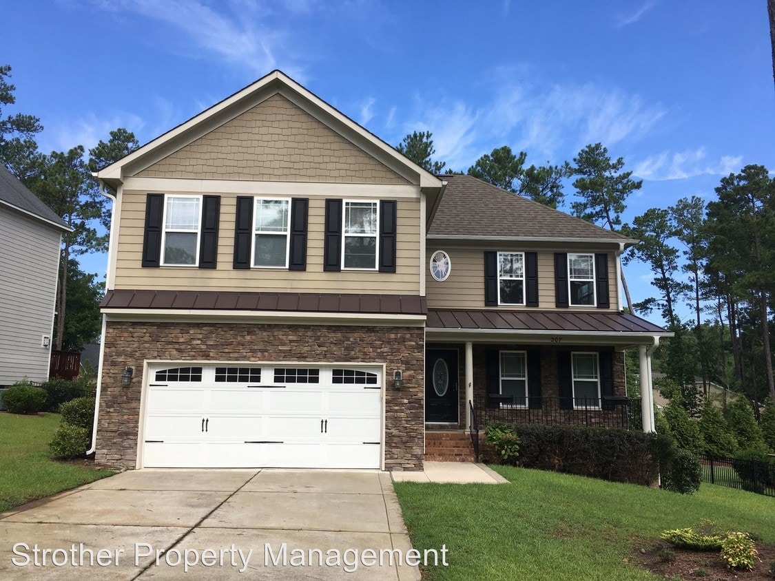 207 Heather Brook Cir, Spring Lake, NC 28390 - House Rental in Spring Lake, NC | Apartments.com
