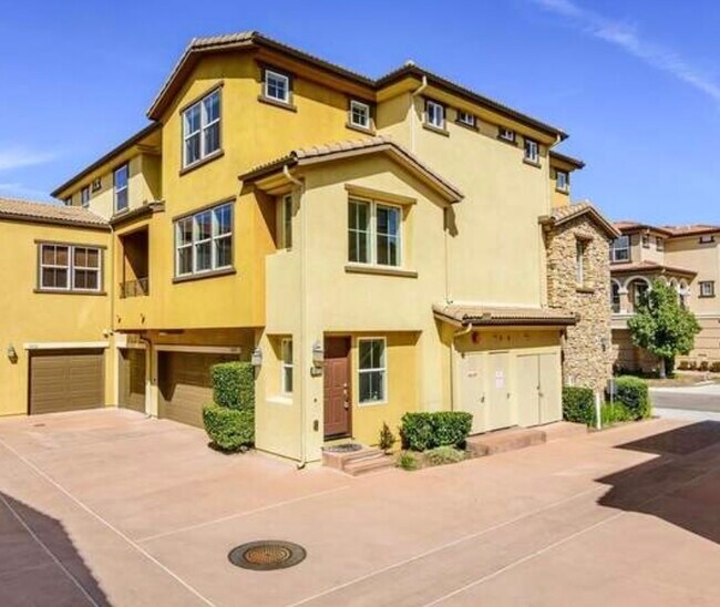 Sky Ranch Apartments for Rent with Extra Storage - Santee, CA - Updated ...