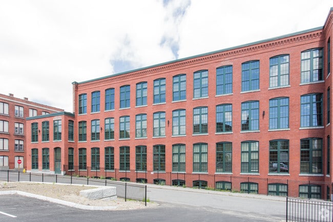 Junction Shop Lofts Rentals - Worcester, MA | Apartments.com