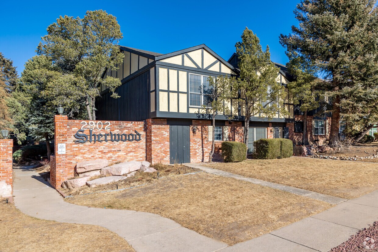 2902 Airport Rd, Colorado Springs, CO 80910 - 2902 Airport Rd Colorado ...