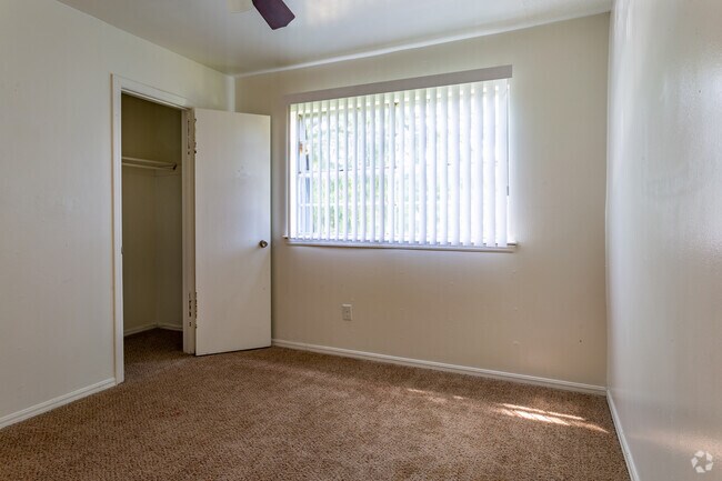 Chalet Apartments - Moore, OK | Apartments.com