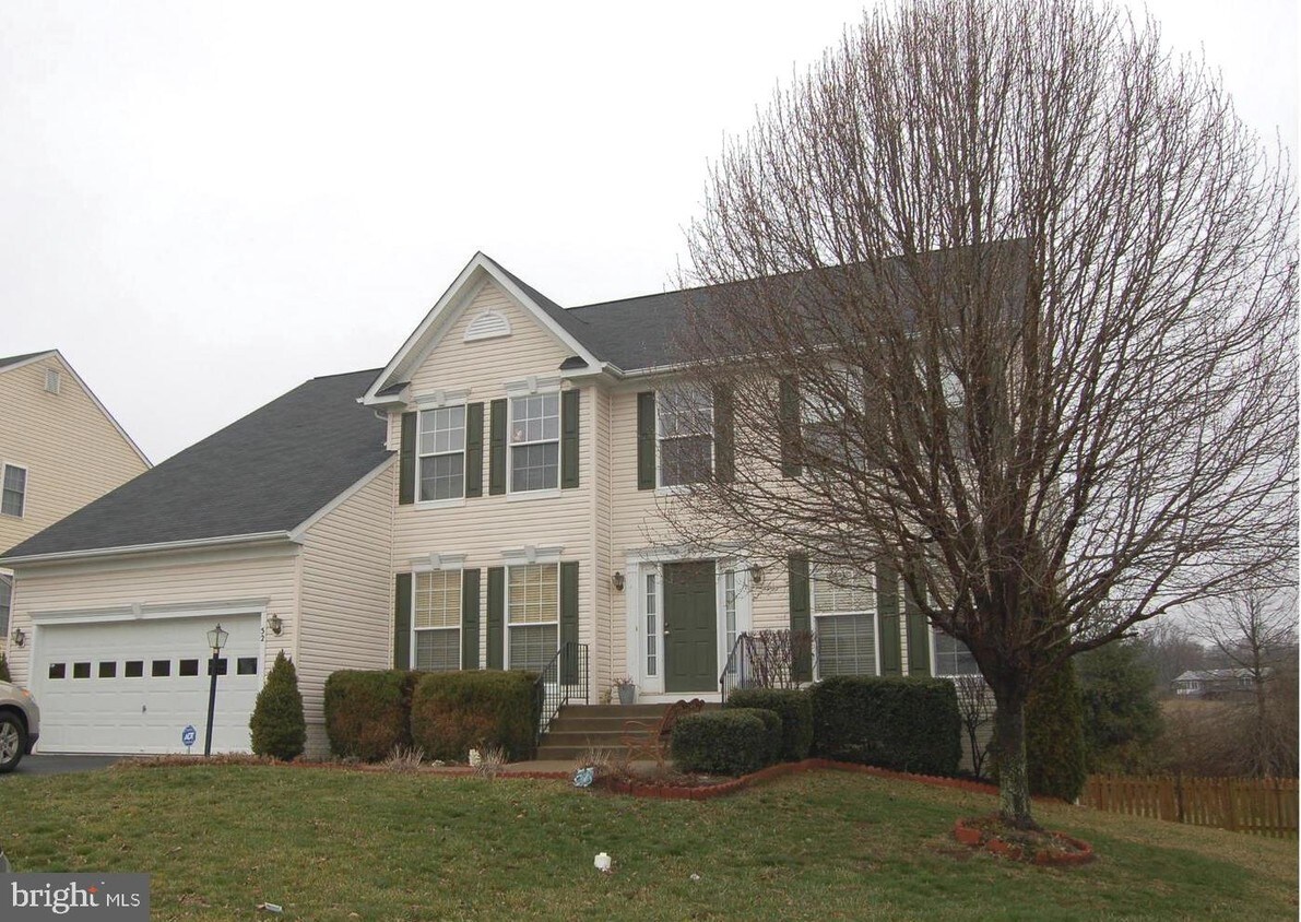 52 Country Manor Dr, Fredericksburg, VA 22406 - House Rental in ...