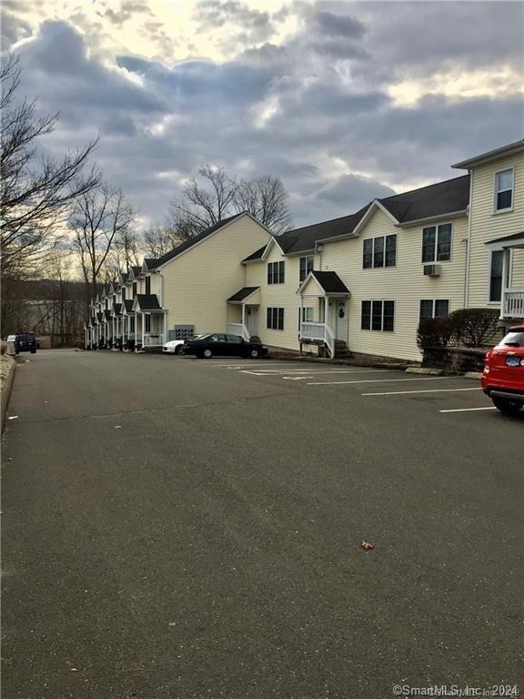 416 Main St Unit 5, Wallingford, CT 06492 - Room for Rent in ...