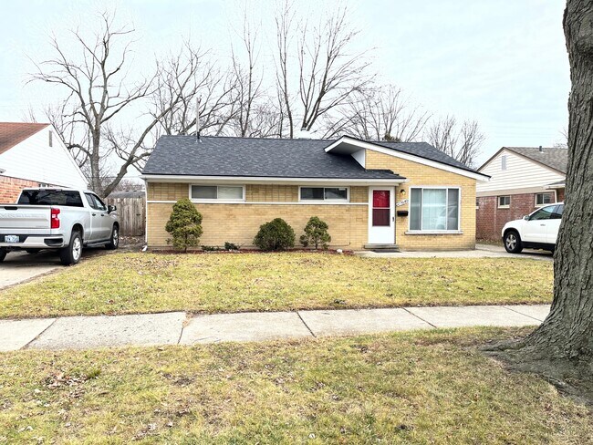 Fielding Park Houses for Rent under $2,000 - 302 Homes | Apartments.com